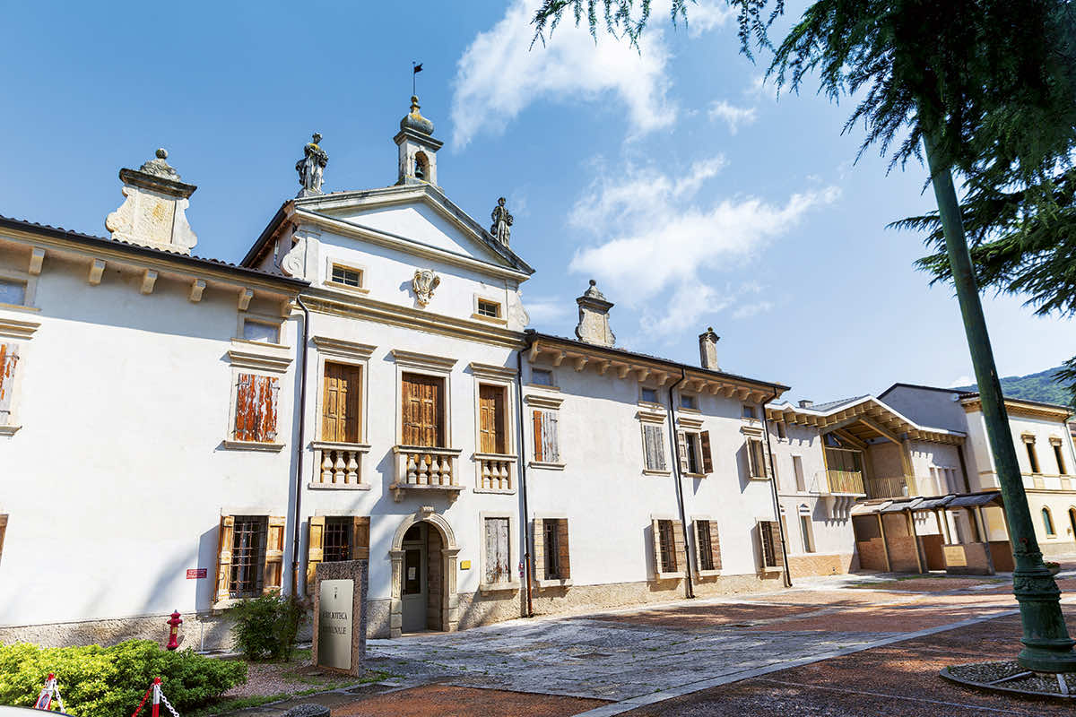 I colli panoramici di Tregnago e i ruderi dell’antico castello - La ...